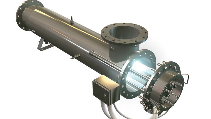 Comparing The Best Secondary Sanitization and Oxidation Systems for Swimming Pools